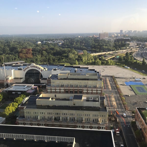 271 Building (BB&T Building) - Atlantic Station - 271 17th St NW