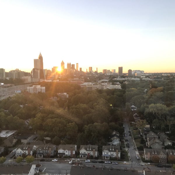 271 Building (BB&T Building) - Atlantic Station - 271 17th St NW