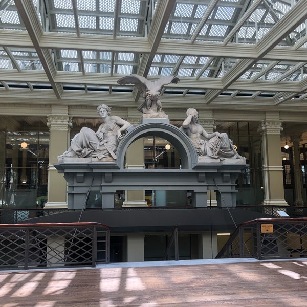 Old Post Office Plaza - Downtown East - 5 tips