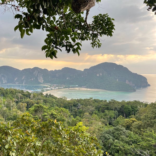Phi Phi Viewpoint 3 - Scenic Lookout