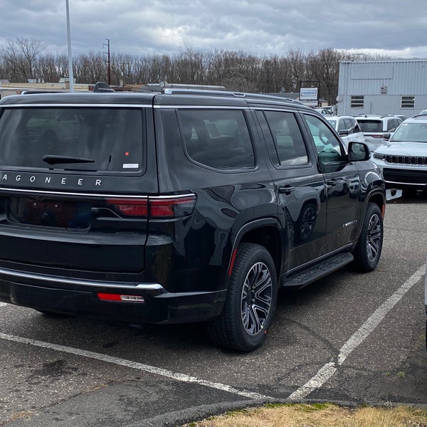 Gengras Dodge Jeep - 2 tips