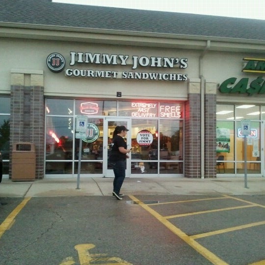 Jimmy John's - 7 tips from 456 visitors