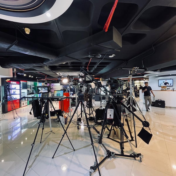 Advanced Media - Camera Store in الرفاعة