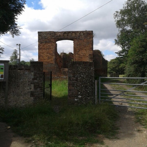 Someries Castle - Luton, Luton