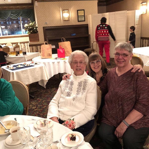 White Eagle Banquet Hall - 6839 N Milwaukee Ave