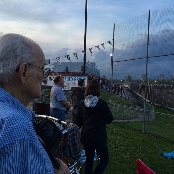 Lakeside Speedway - Race Track in Kansas City