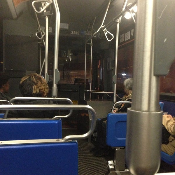 MTA Bus - Harrison St & Hudson St (M20) - Tribeca - 5 tips