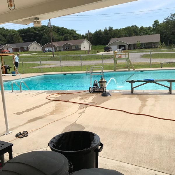 Country Estates Swim Club - 2 Columbus Rd