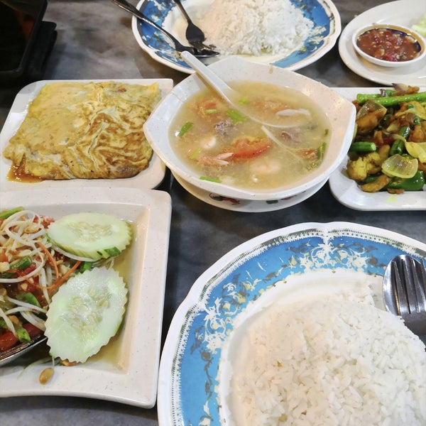 Photos at Restoran Seri TTDI - Jalan Saujana Indah 4
