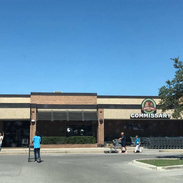 Lackland AFB Commissary - 9 tips