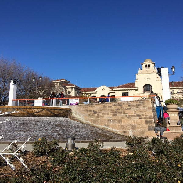 Temecula Ice Skating Rink - Old Town Temecula - 1 tip from 83 visitors