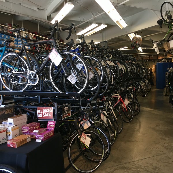 Performance Bicycle - Tustin, CA