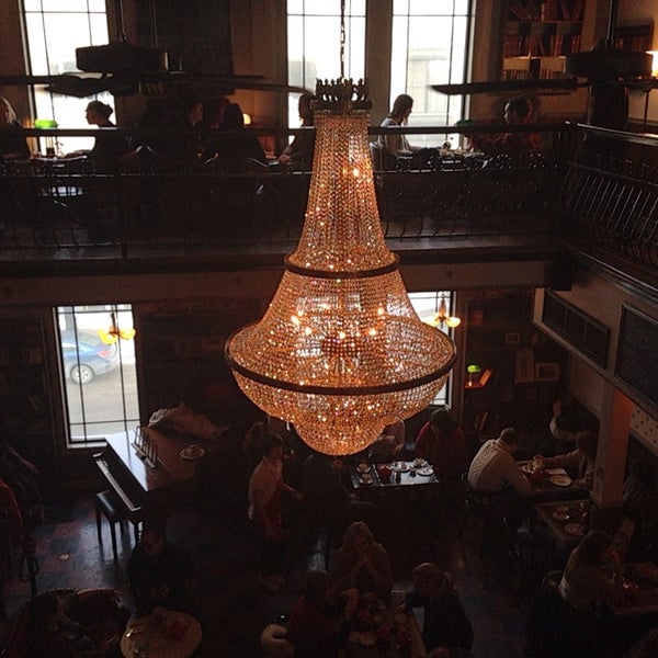 Photos at Salon de thé Cardinal / Cardinal Tea Room - Mile-End ...