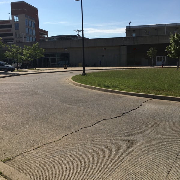 Photos at Downtown Largo Metro Station - Metro Station