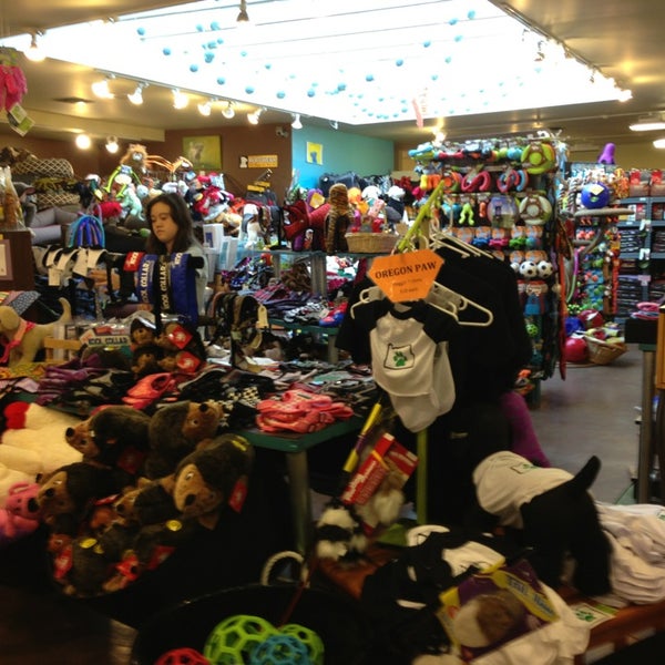 Hip Hound - Pet Store in Portland