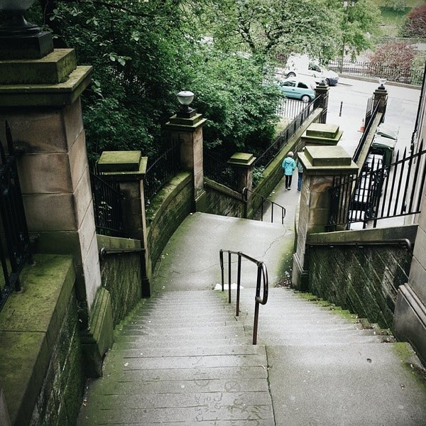 Photos at The News Steps - Waverley Station - Edinburgh, City of Edinburgh