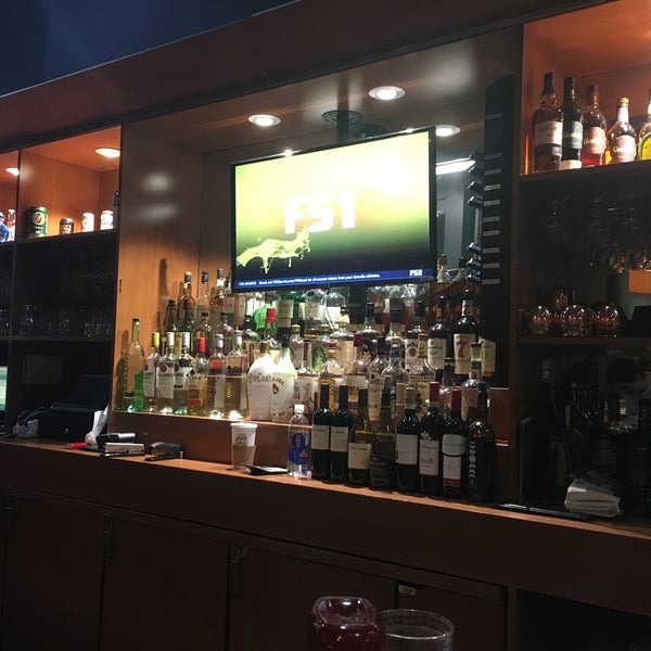 Skylight Lounge - Hell's Kitchen - 10 tips