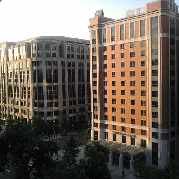 Embassy Suites by Hilton Washington DC Convention Center - Hotel in ...