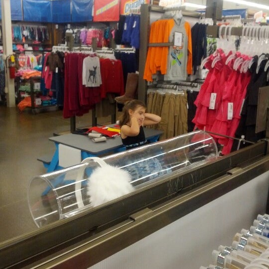 Old Navy - 2 tips from 884 visitors