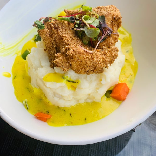 SoBe Restaurant & Lounge - 10621 Greenbelt Rd