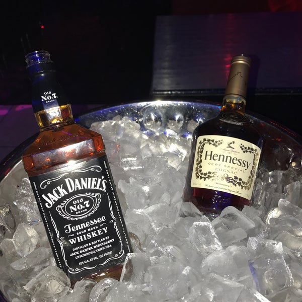 Select Lounge - Downtown Baltimore - 7 tips