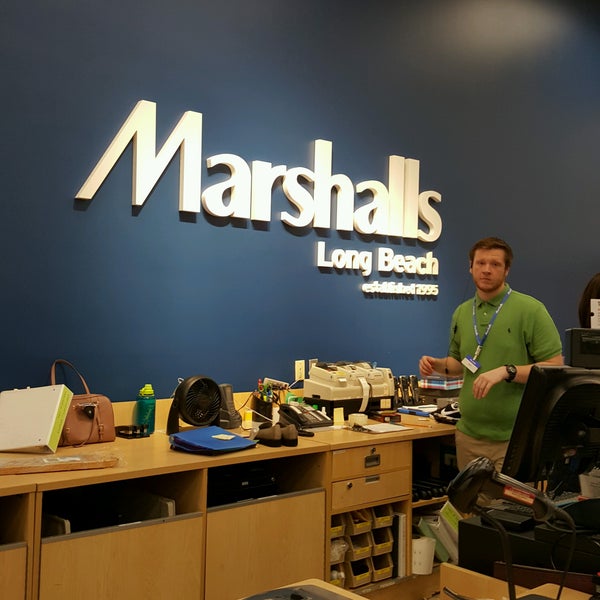 Marshalls - Traffic Circle - 2 tips from 642 visitors