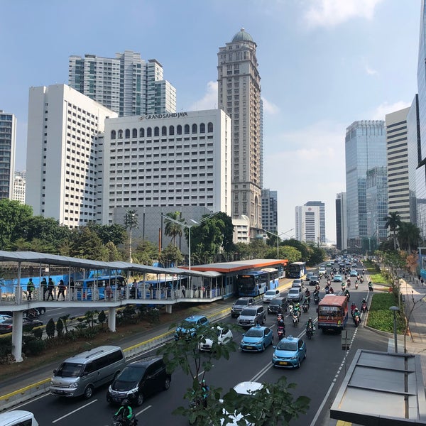 Halte TransJakarta Karet Sudirman - Jakarta Selatan - Jalan Jenderal ...