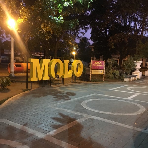Molo Plaza - Plaza in Iloilo City