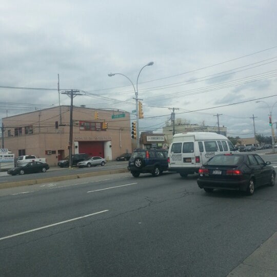 FDNY Engine 331/Ladder 173 - Howard Beach - 158-57 Cross Bay Blvd.