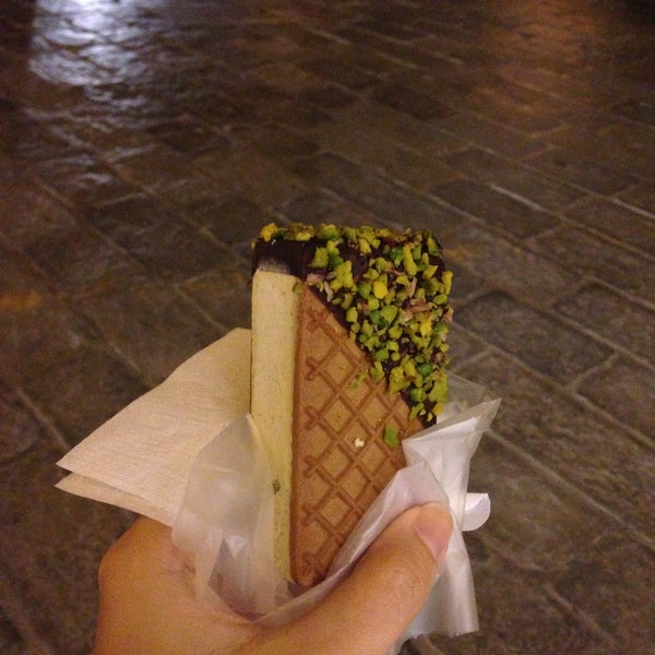 Cremeria Funivia (Now Closed) - Ice Cream Parlor in Bologna