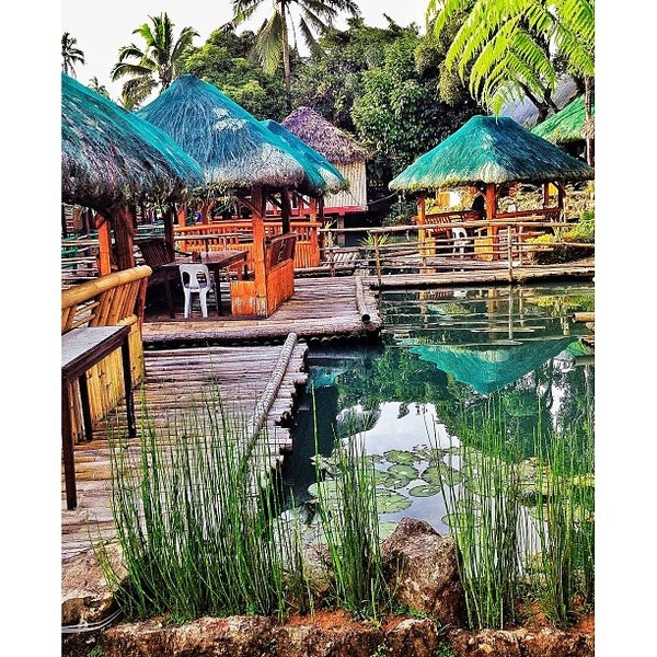 The Original Palaisdaan Restaurant - Tayabas, Quezon