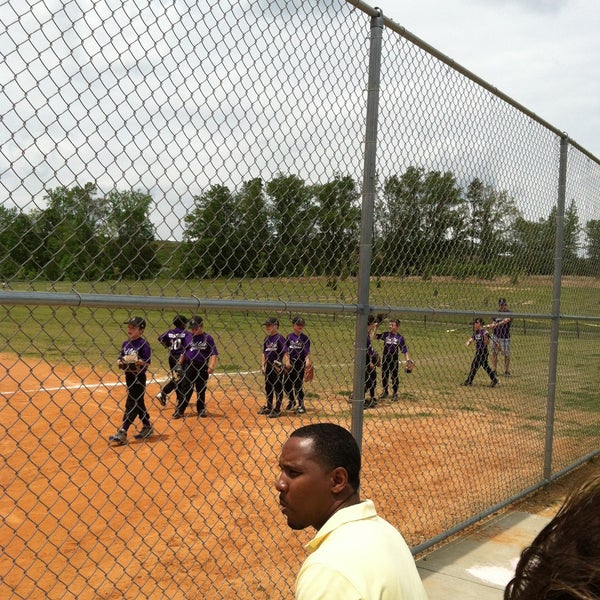 Shuffletown Park - Dog Park in Mountain Island