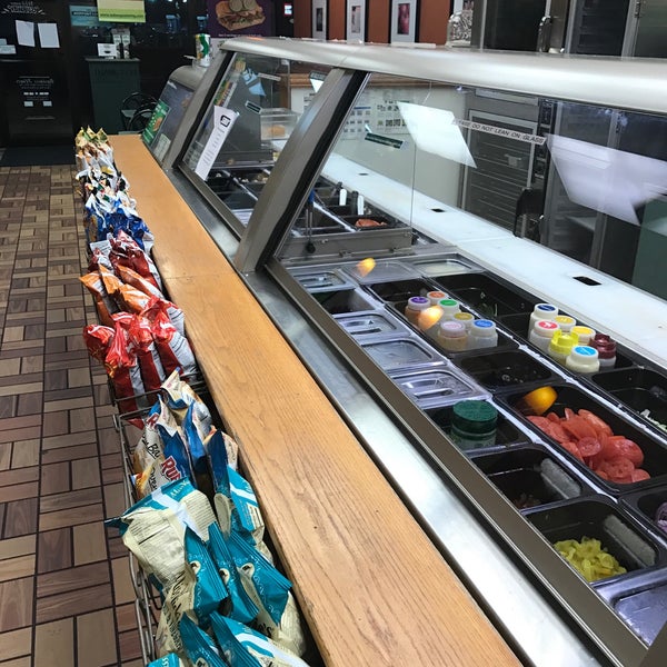 SUBWAY - 66 visitors