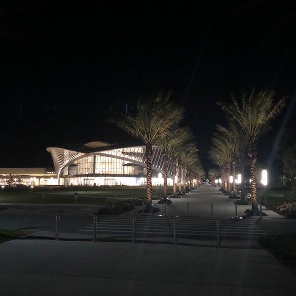 Jim W. Henderson Administration and Welcome Center - College ...
