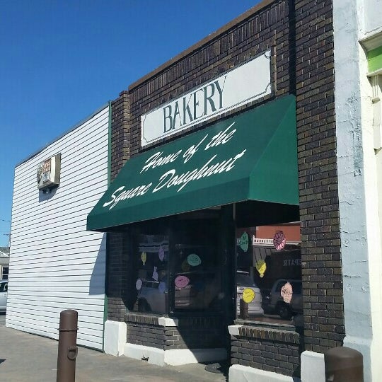 Lehi Country Bakery - 172 W Main St