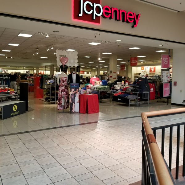 JCPenney - 1201 N Hill Field Rd Ste 1050