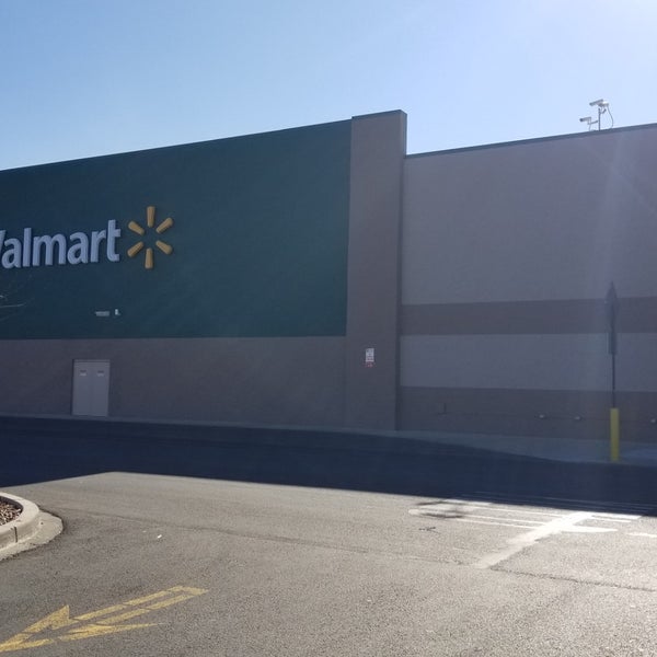 Walmart Supercenter - Big Box Store