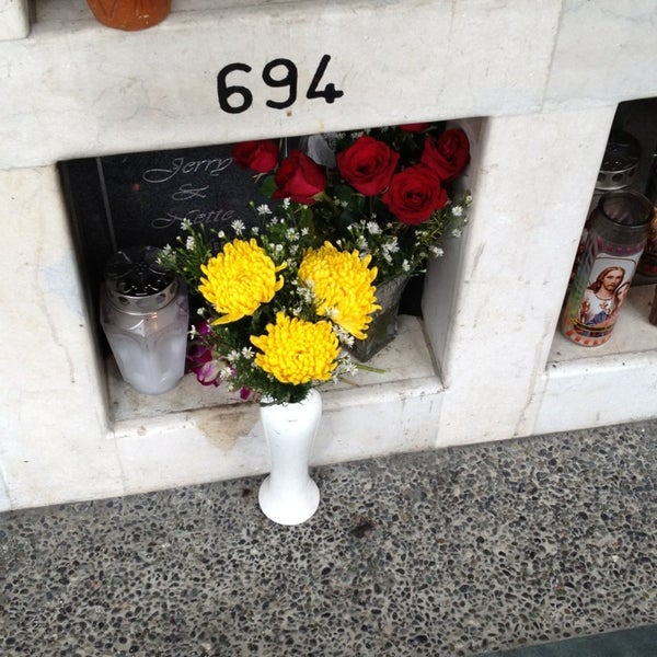 Santuario del Santo Cristo - Church in Kabayanan