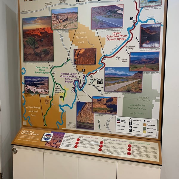 Moab Information Center - Tourist Information and Service