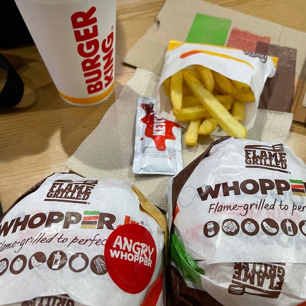 Burger King - Bel-Air - Ground Floor, PDCP Bank Centre L. P. Leviste St