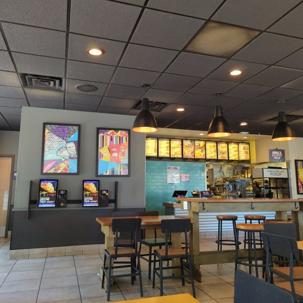 Taco Bell - Fast Food Restaurant
