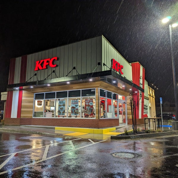KFC - 32603 Avenue 7