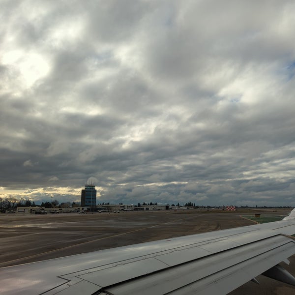 Photos at Fresno Yosemite International Airport (FAT) - International ...