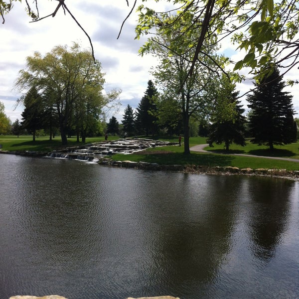 Atlantide Golf Club - Golf Course in Île Perrot