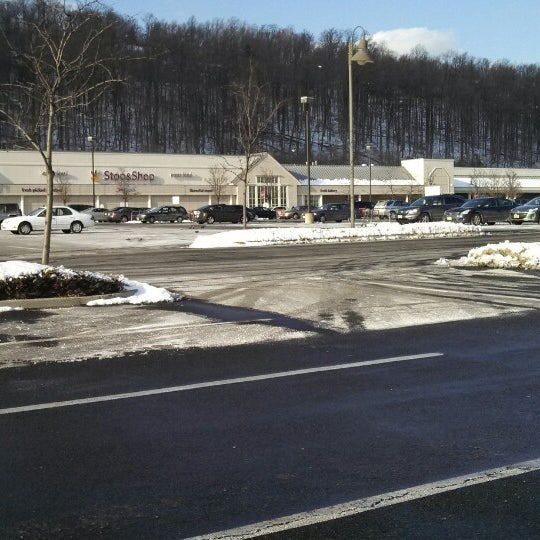 Watchung Square Mall - Shopping Plaza in Watchung