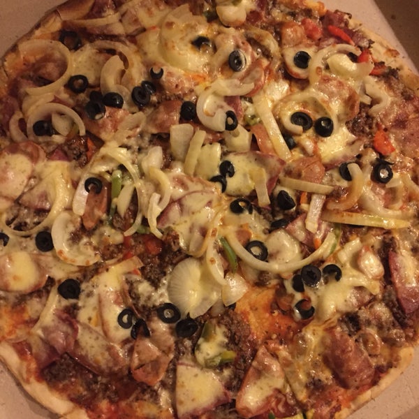 Greenoz Pizzeria - Pizzeria in Bacolod