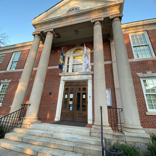 Decatur City Hall - 121 visitors