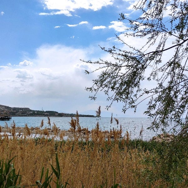 Edremit Sahil Parkı - Lake in Van