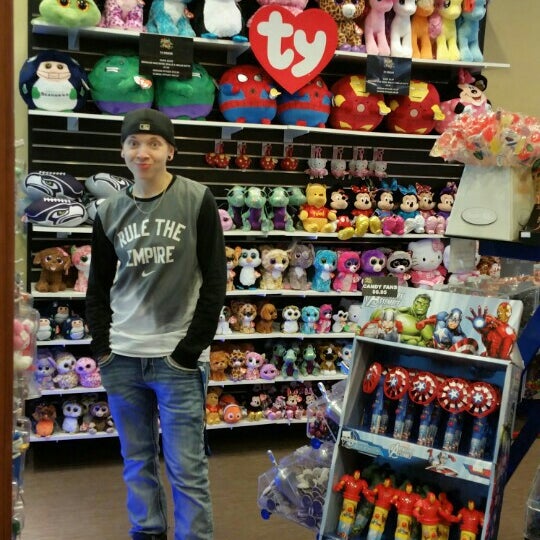 Candy Tyme - Seattle Central Business District - 400 Pine St #324