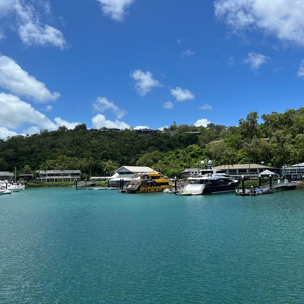 Hamilton Island Marina - Front St